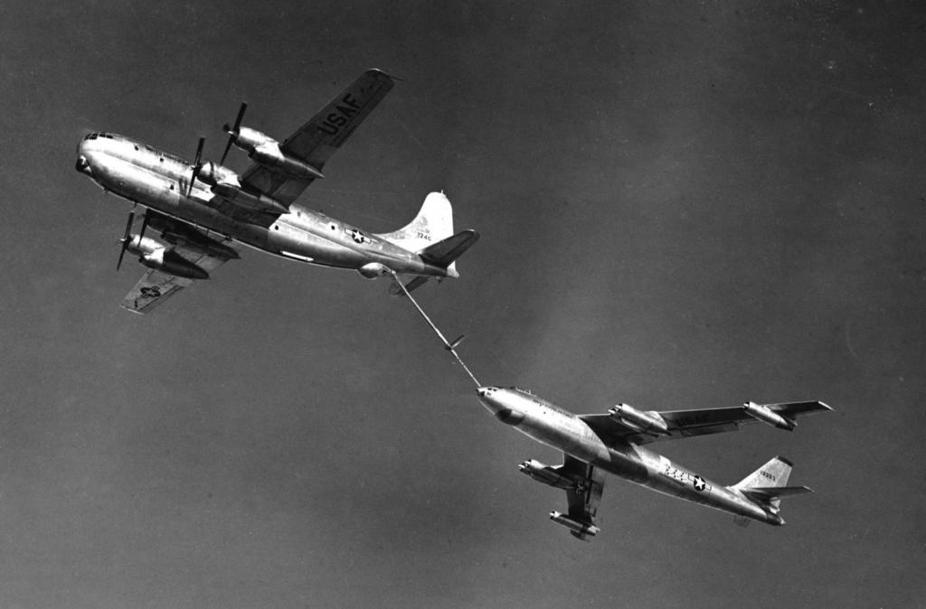 The Exploding Bombers: An Air Force Dark Secret - H.B. Franklin The Exploding Bombers: An Air Force Dark Secret - H.B. Franklin